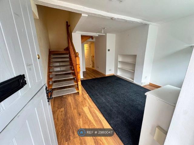 Warburton St, Manchester M20, 2 bed terraced house to rent, £1,480 pcm | PrimeLocation