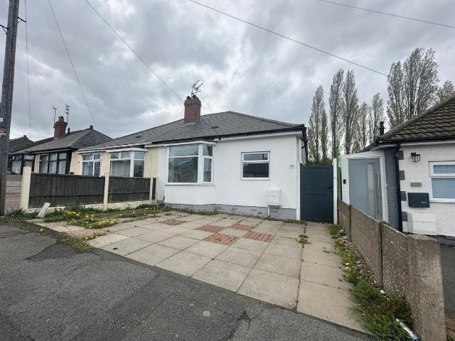 Ward Grove, Lanesfield, Wolverhampton WV4, 3 bed semi detached bungalow to rent, £1,200 pcm | PrimeLocation