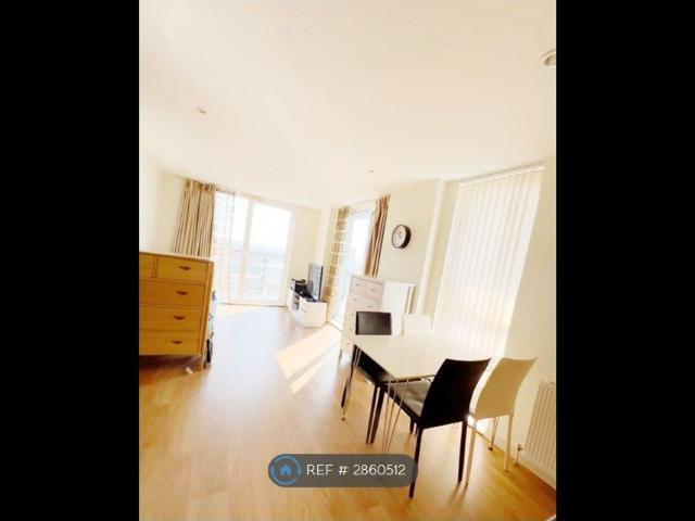 Ward Road, London E15, Room to rent, £1,300 pcm | PrimeLocation