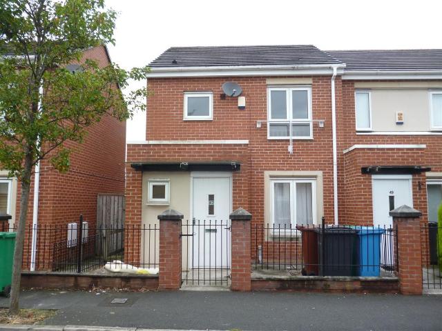 Warde Street, Hulme, Manchester M15, 3 bed property to rent, £1,350 pcm | PrimeLocation