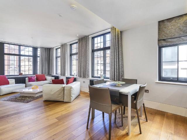 Wardour Street, Soho, W1F 2 bed apartment to rent £4,750 pcm £1,096 pw