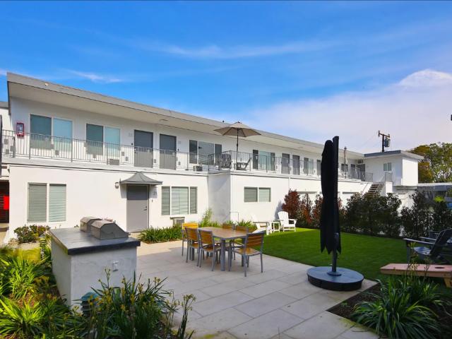 Wardlow Apartments