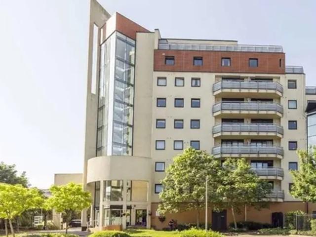 Wards Wharf Approach, London, E16 2EY, United Kingdom | 3 bed apartment for rent #167096358 | Rentberry