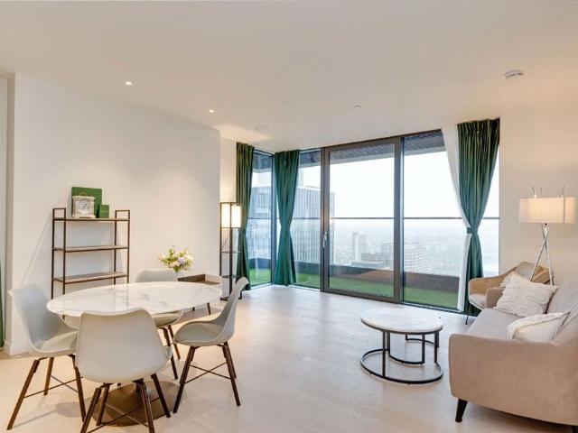Wards Place, London E14 2 bed flat to rent £4,400 pcm £1,015 pw