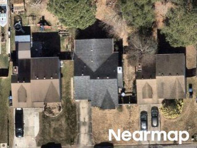 Ware Neck Dr