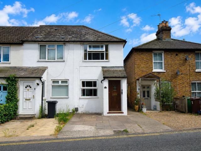 Ware Street, Bearsted ME14, 2 bed cottage to rent, £1,350 pcm | PrimeLocation