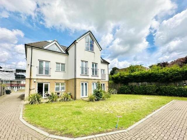 Warham Road, South Croydon, 1 Bedroom Apartment