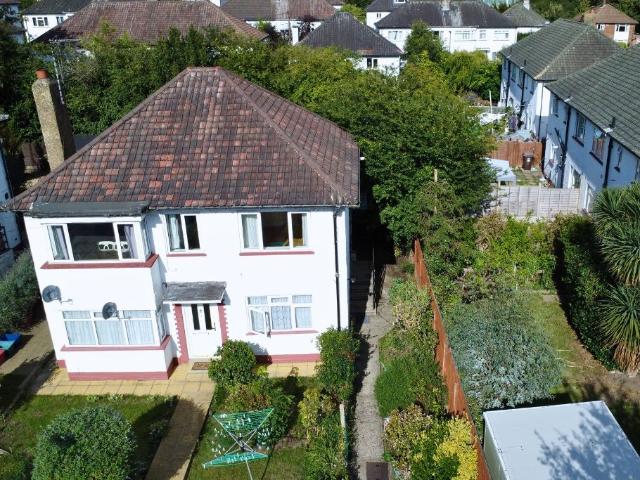 Warkworth Gardens, Isleworth Brentford TW7, 3 bed maisonette to rent, £2,000 pcm | PrimeLocation