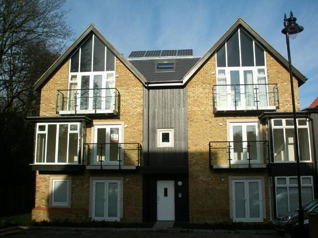 Warlingham 2 bed apartment to rent £1,650 pcm £381 pw