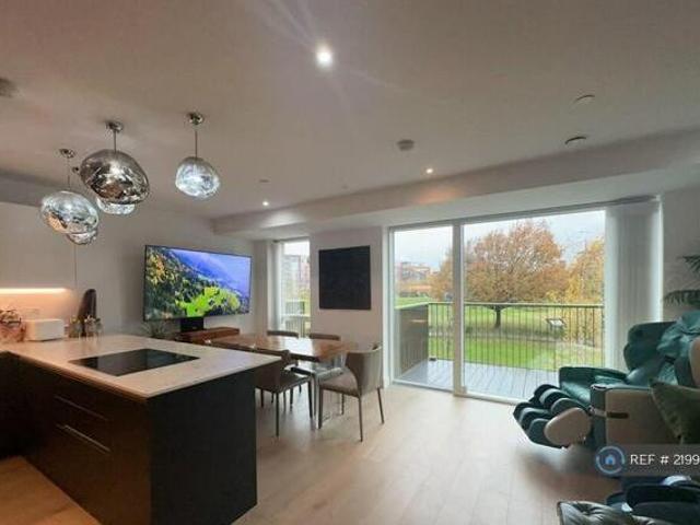 Warman Walk, London, 1 Bedroom Flat