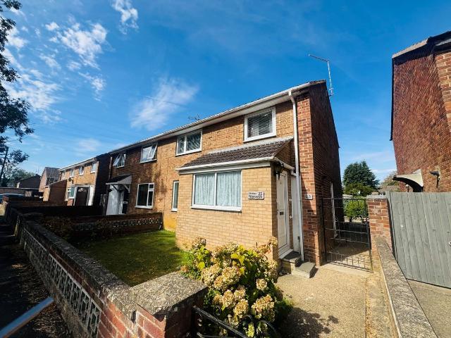 Warminster Close, Corby NN18, 3 bed property to rent, £1,100 pcm | PrimeLocation