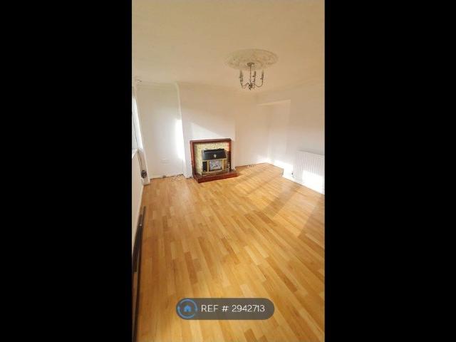 Warminster Gardens, London SE25, 2 bed maisonette to rent, £1,650 pcm | PrimeLocation