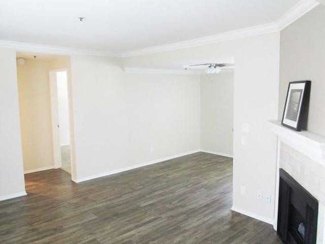 Warner Courtyard Apartments 1 Bedroom Apartment for Rent at 21045 Vanowen St, Los Angeles, CA 91303 Canoga Park