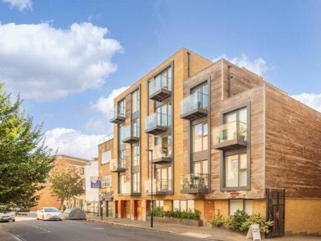 Warner Street, London, 3 Bedroom Flat