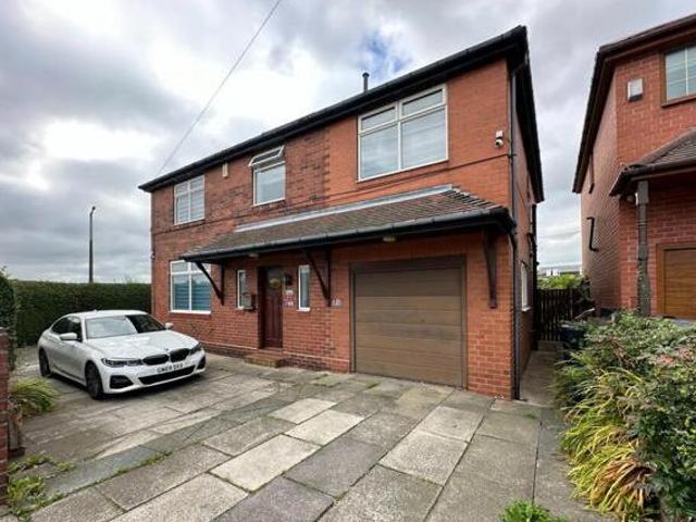 Warner Road, Barnsley, 4 Bedroom Detached