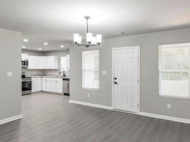 Warner Robins Home