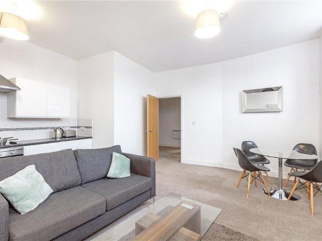 Warple Way, Acton, W3 1 bed apartment to rent £1,750 pcm £404 pw