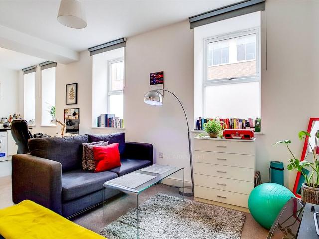 Warple Way, London, W3 0BD