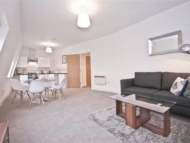 Warple Way, London, W3 0BD