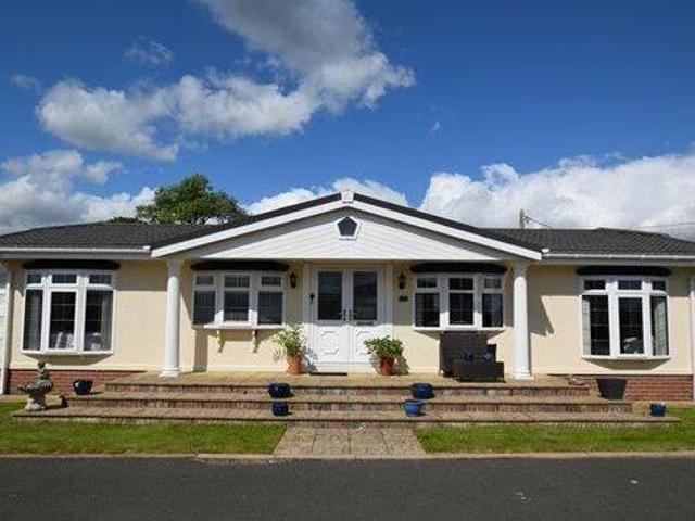 Warrant Road, Warren Park, Stoke on tern, 2 Bedroom Park