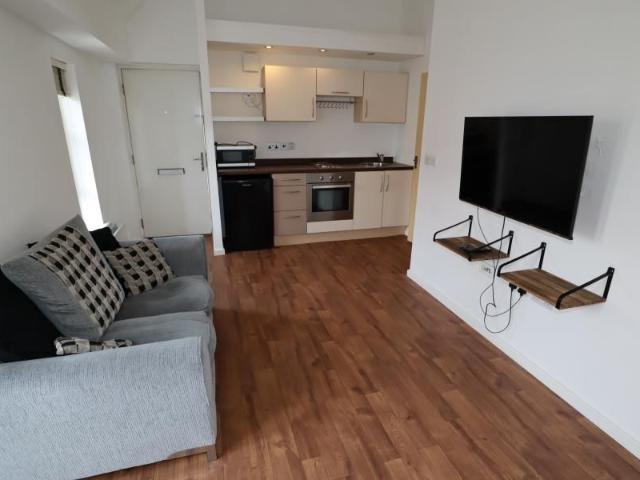 Warren Court, Lincoln, LN2