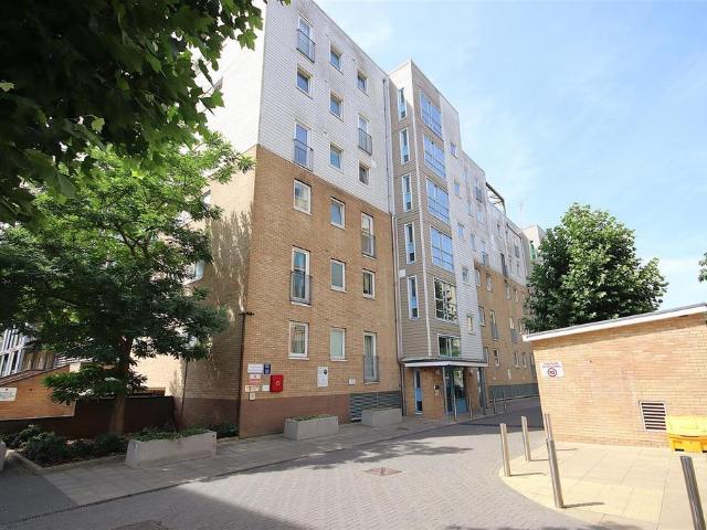 Warren Close, Cambridge CB2 1 bed apartment to rent £1,450 pcm £335 pw
