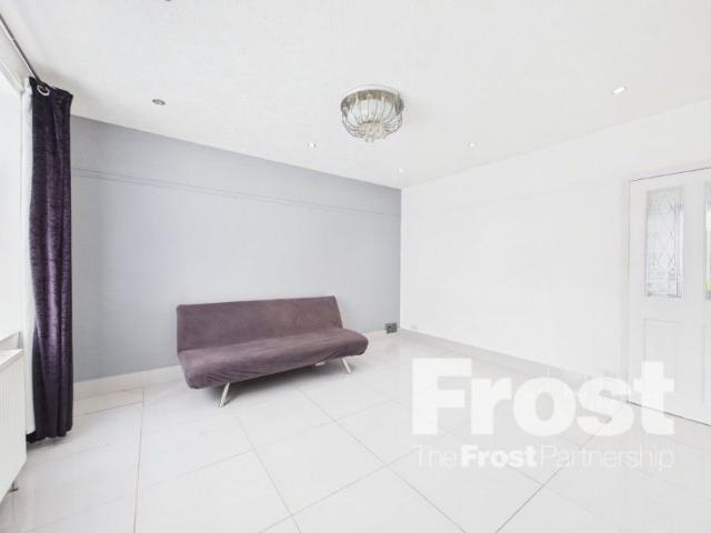 Warren Close, Slough, Berkshire,SL3