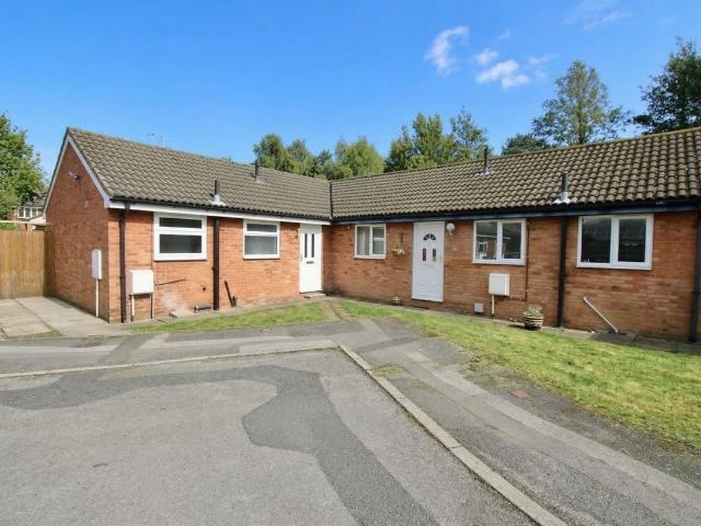 Warren Drive, Leicester, Leicestershire LE4, 2 bed semi detached bungalow to rent, £1,150 pcm | PrimeLocation