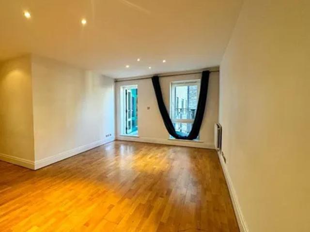 Warren House & Atwood House, 185 Warwick Road, London, W14 8QB, United Kingdom | 2 bed apartment for rent #139476251 | Rentberry