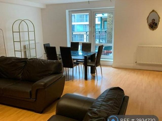 Warren House, London, W14 2 bed flat to rent £3,259 pcm £752 pw
