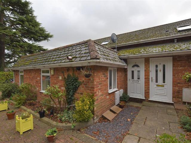 Warren House, St Peters Avenue RG4, 2 bed flat to rent, £1,550 pcm | PrimeLocation