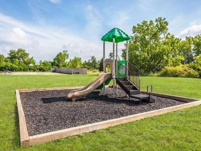 Warren Harbor 1 Bedroom Apartment for Rent at 9300 E 21st St, Indianapolis, IN 46229