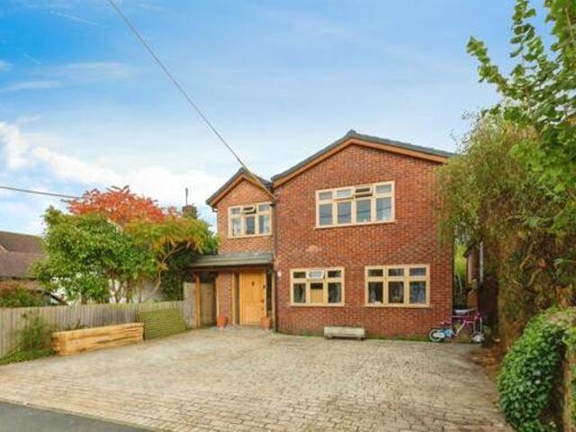 Warren Hill, Stadhampton, 5 Bedroom Detached
