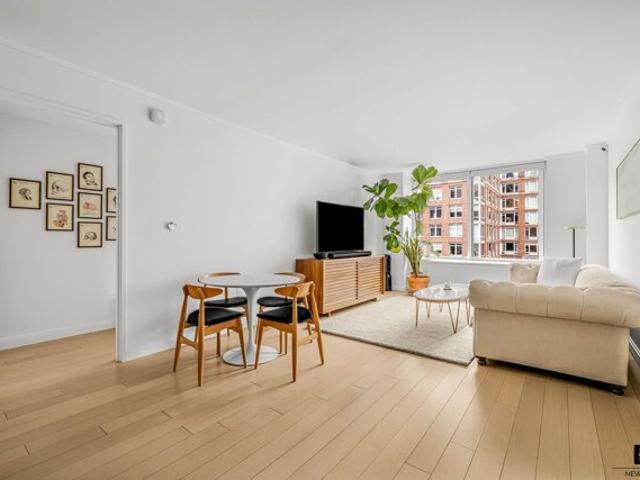 Warren St Apt R, New York, Condo For Sale