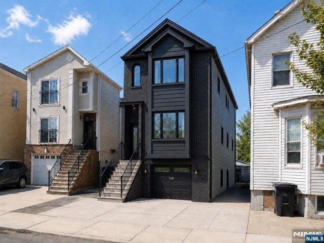Warren St, Harrison, Home For Sale