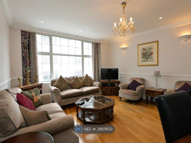 Warren Street, London W1T, 2 bed flat to rent, £3,500 pcm | PrimeLocation