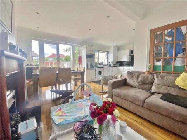Warren Road, Twickenham TW2, 3 bed terraced house to rent, £2,400 pcm | PrimeLocation