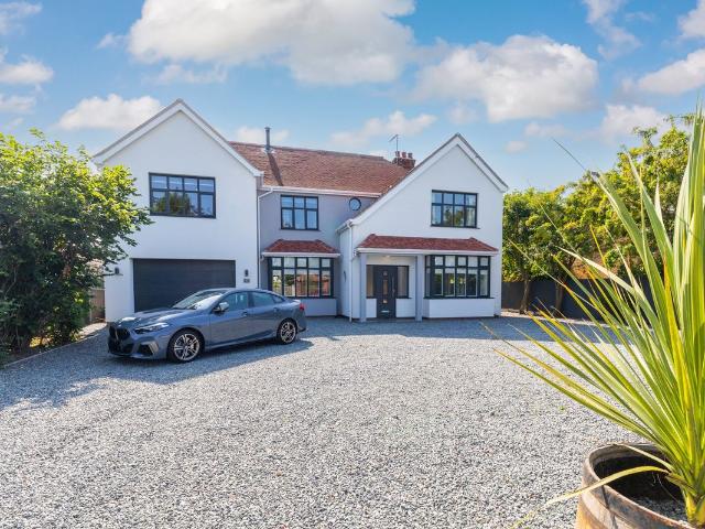 Warren Road, Gorleston NR31, 5 bed detached house to rent, £2,925 pcm | PrimeLocation