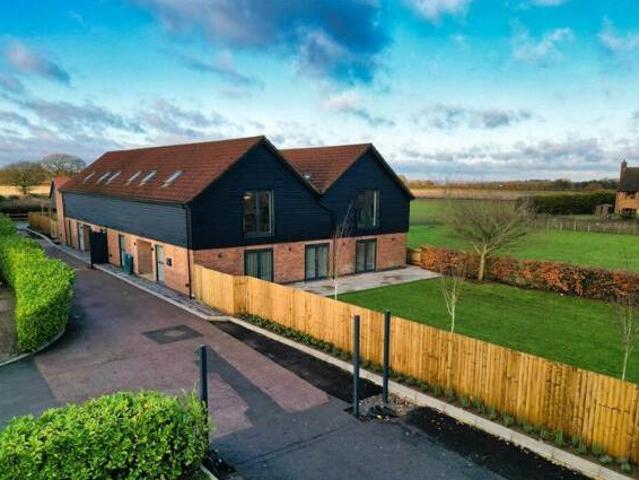 Warren Road, Little Horwood, 5 Bedroom Barn