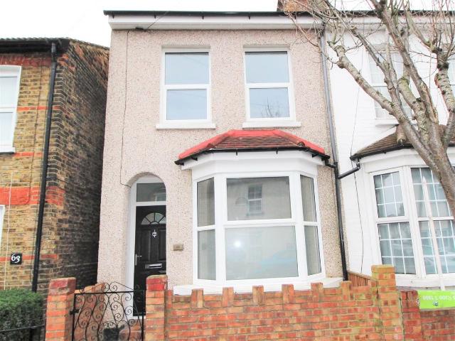 Warren Road, Surrey CR0, 3 bed terraced house to rent, £2,200 pcm | PrimeLocation