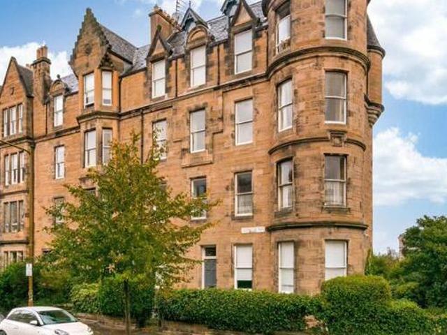 Warrender Park Road, Marchmont, 2 Bedroom Flat