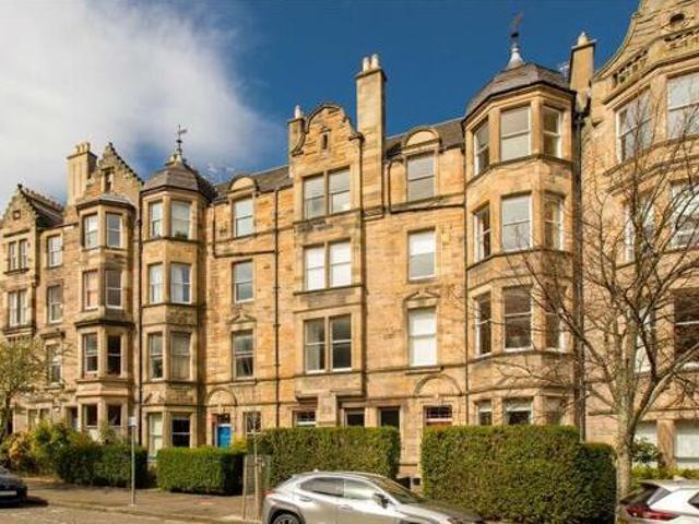 Warrender Park Road, Edinburgh, 3 Bedroom Apartment