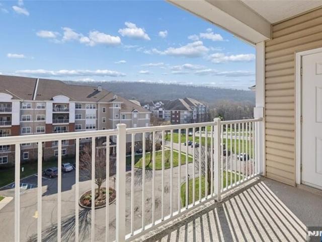 Warrens Garage Way Unit Deeded, Wanaque, Condo For Sale