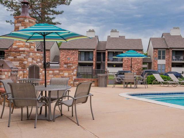 Warrington Apartments 1 Bedroom Apartment for Rent at 12700 N Macarthur Blvd, Oklahoma City, OK 73142 Val Verde