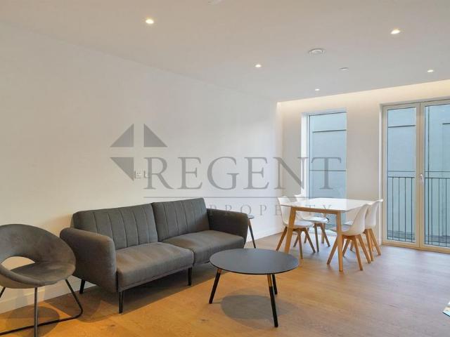 Warrington House, Phoenix Pl, WC1X 3 bed apartment to rent £6,500 pcm £1,500 pw