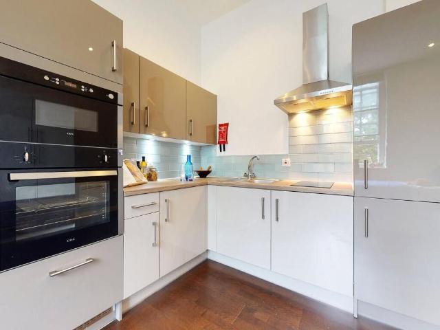 Warrington Road, Croydon CR0, Studio to rent, £1,250 pcm | PrimeLocation