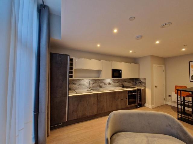 Warser Gate, Nottingham. 1 bed apartment to rent £1,025 pcm £237 pw