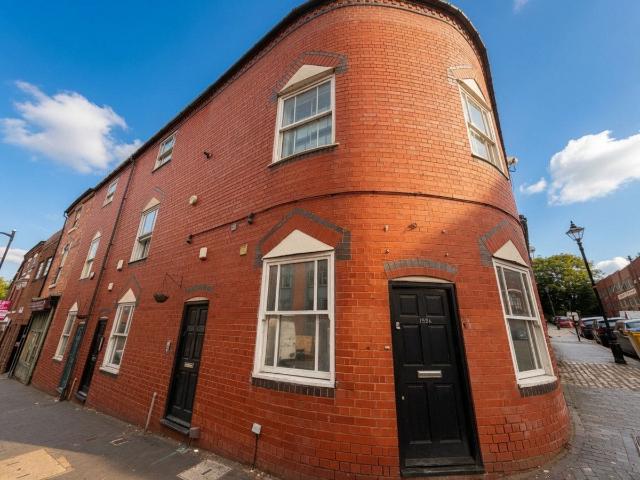 Warstone Lane, Birmingham, 6 B18, 2 bed flat to rent, £1,300 pcm | PrimeLocation
