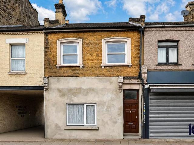 Wastdale Road, London 2 bed apartment to rent £1,800 pcm £415 pw