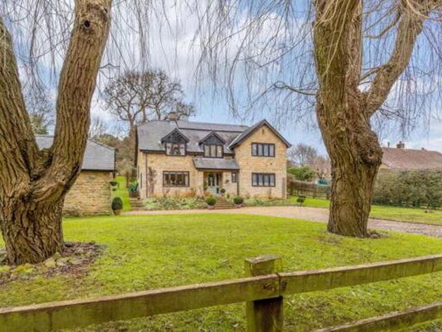 Washdyke Lane, Fulbeck, 4 Bedroom Detached